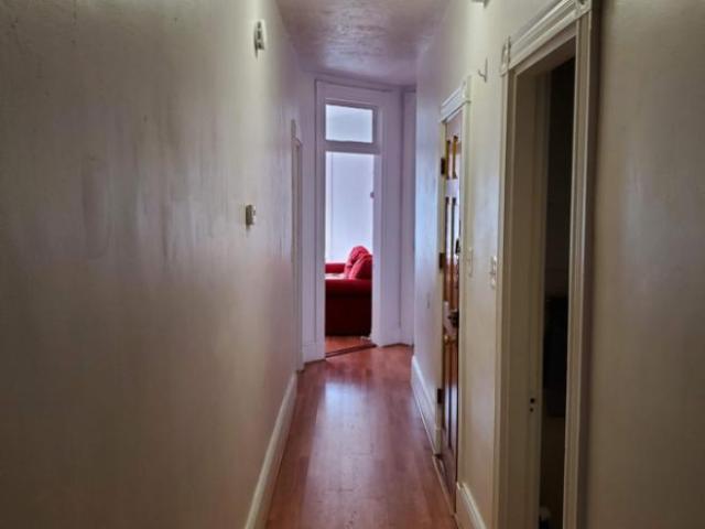 4 Br, 1 bath, Condo 94 Calumet St