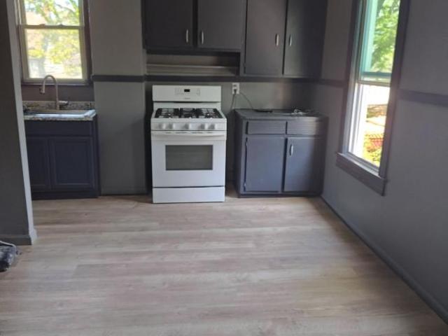 4 Br, 1 bath, Condo 1225 Norwood Rd