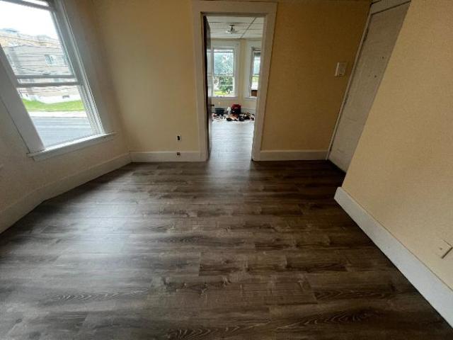 4 Br, 1 bath, Condo 203 Mechanic St