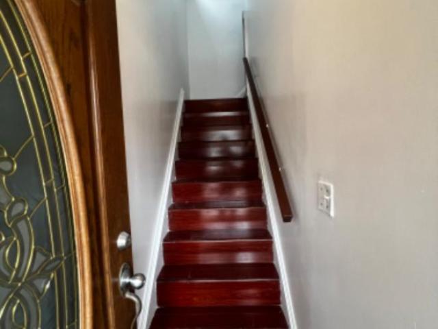 4 Br, 1 bath, Condo 212 Mytler Ave