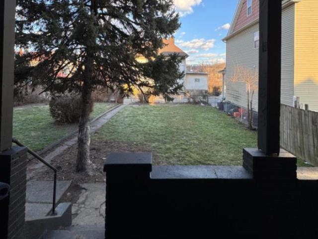 4 Br, 1 bath, Condo 308 Bessemer Ave