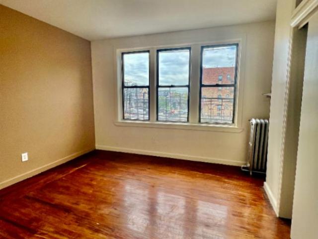 4 Br, 1 bath, Condo 358 Bergen Avenue