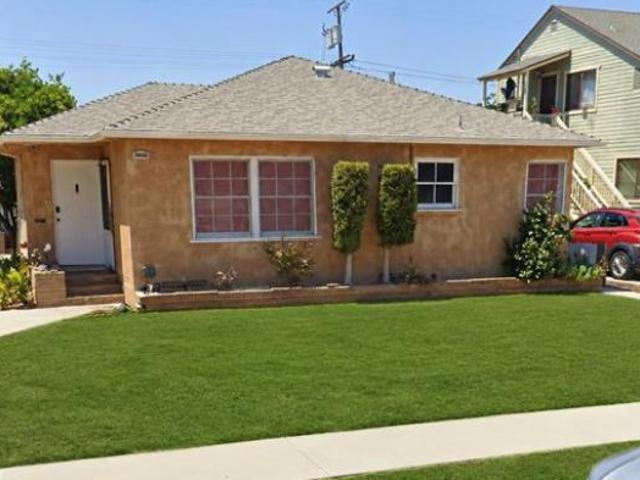 4 Br, 1 bath, Condo 3633 Lime Ave