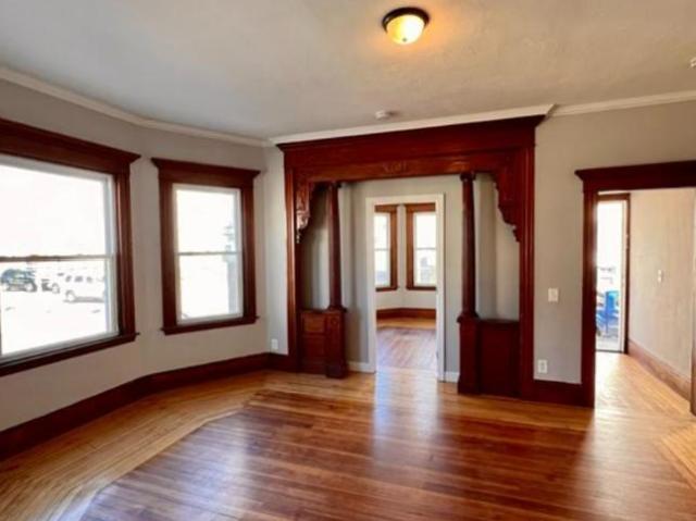 4 Br, 1 bath, Single Family 150 Deane Street