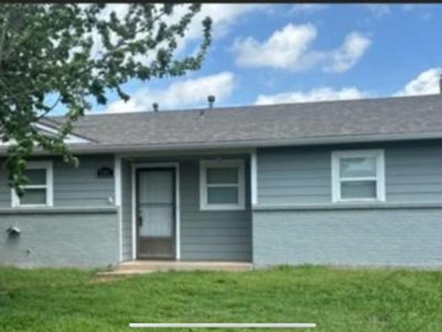 4 Br, 1 bath, Single Family 107 Oak