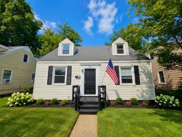 4 Br, 1 bath, Single Family 1112 E 16th St