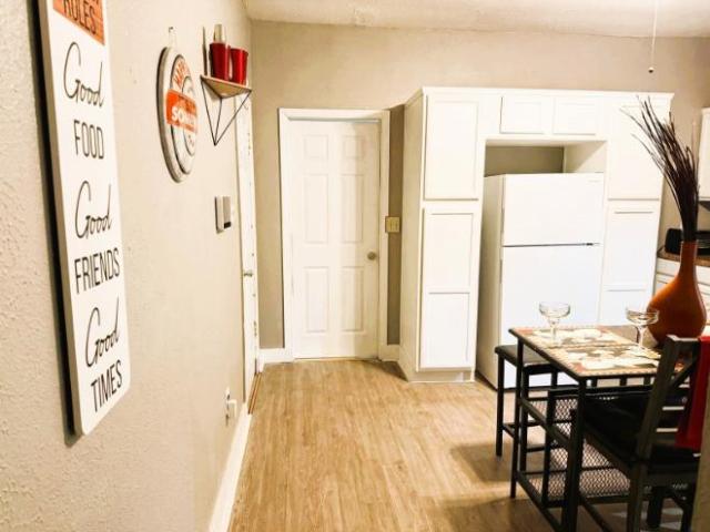 4 Br, 1 bath, Single Family 1201 4th Ave