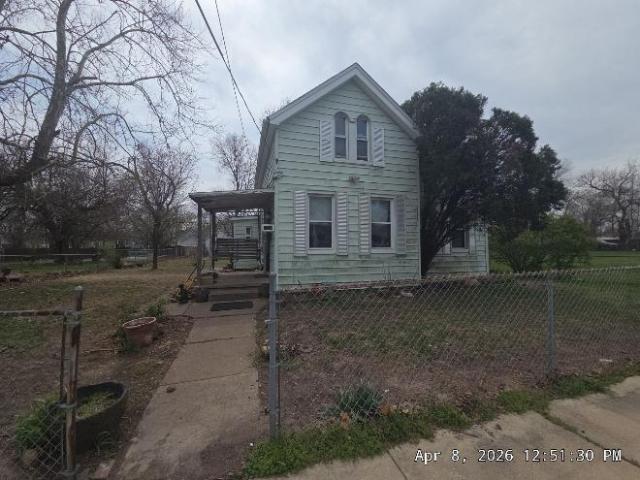 4 Br, 1 bath, Single Family 1214 W Butler St