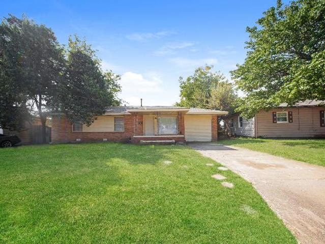 4 Br, 1 bath, Single Family 2610 Nw Lindy Ave