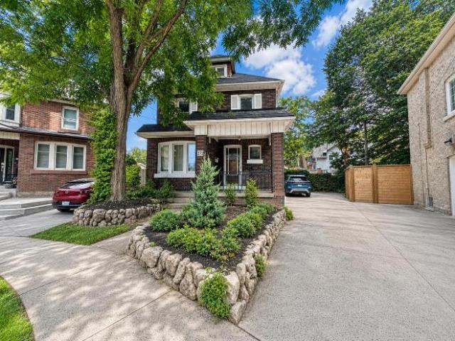 4 Br, 1 bath, Single Family 272 Stinson Crescent