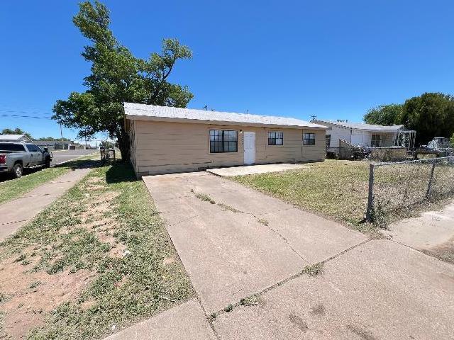 4 Br, 1 bath, Single Family 2928 N Grand St