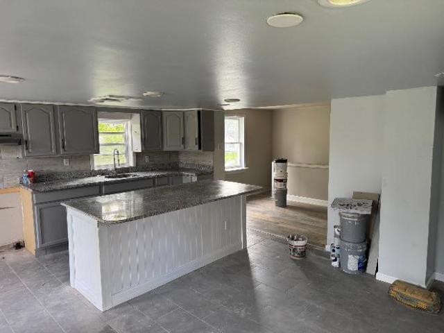 4 Br, 1 bath, Single Family 2140 Pottstown Pike