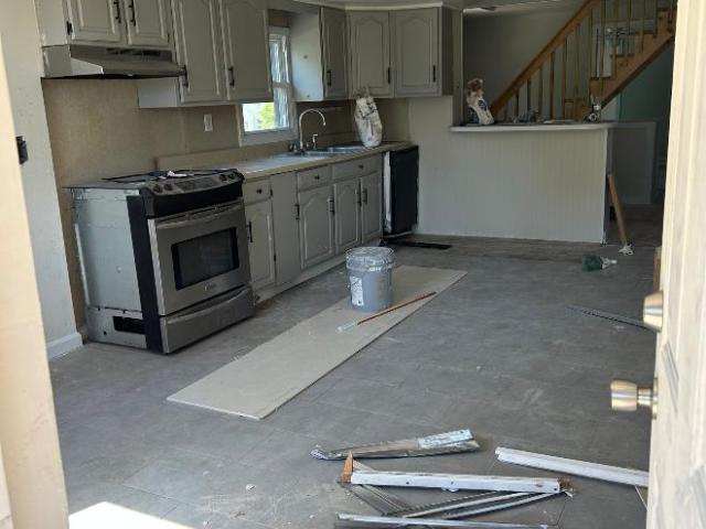 4 Br, 1 bath, Single Family 2140 Pottstown Pike