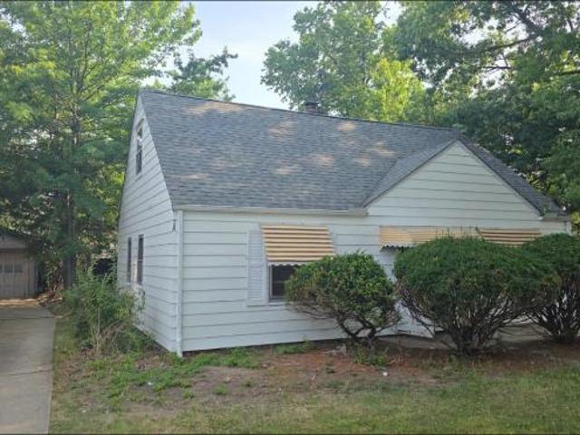4 Br, 1 bath, Single Family 23901 Colbourne Rd