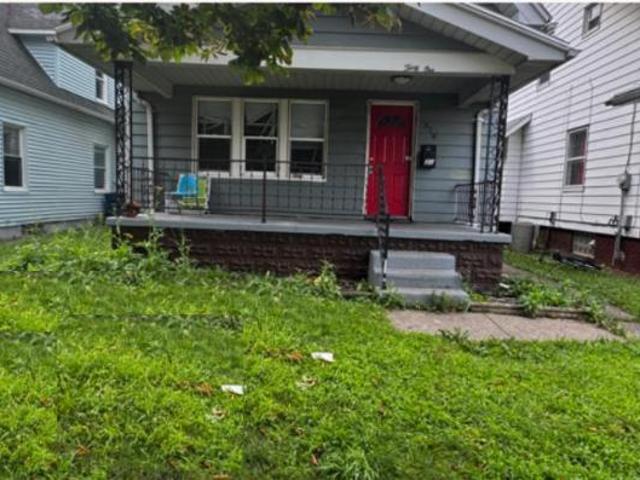 4 Br, 1 bath, Single Family 31 W Oakland