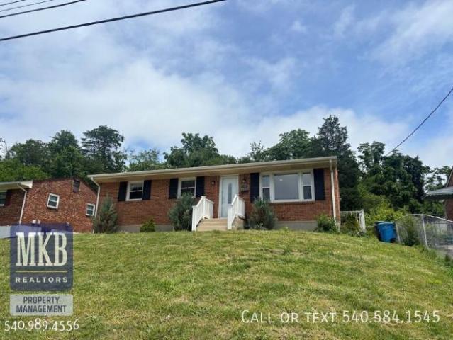 4 Br, 1 bath, Single Family 3219 Forest Park Blvd