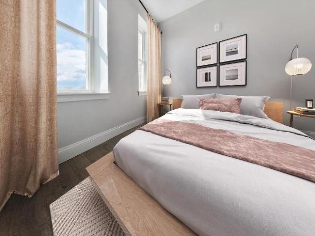 4 Br, 1 bath, Single Family 334 Warren Street