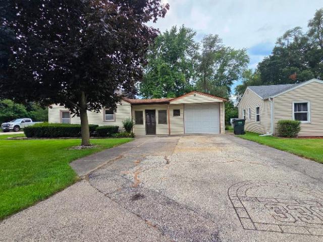 4 Br, 1 bath, Single Family 336 E Orchard St