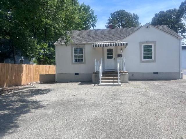 4 Br, 1 bath, Single Family 6323 Mallory Drive