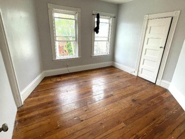 4 Br, 1 bath, Single Family 7 Greenmount Street