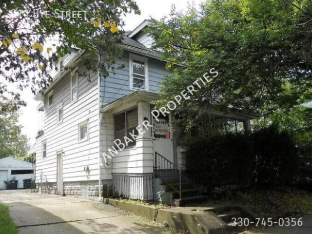 4 Br, 1 bath, Single Family 910 Bye Street