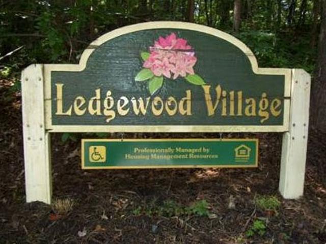 4 BR, 1 BA Apartment 15 Future Drive, Asheville, NC 28803