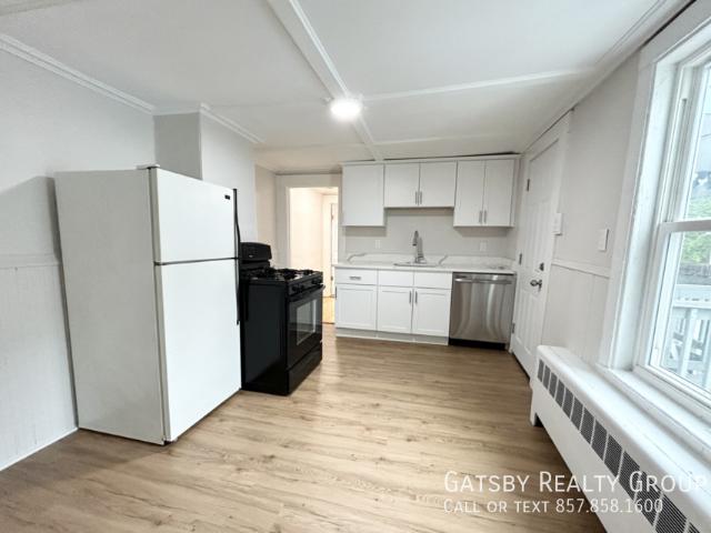4 BR, 1 BA Apartment 15 Saratoga St Boston, MA 02128