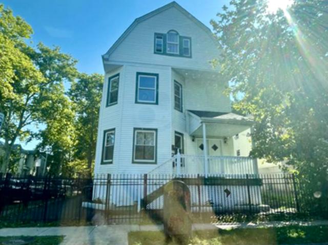 4 BR, 1 BA Apartment 15 9th Ave, Unit Unit 2, East Orange, NJ 07018