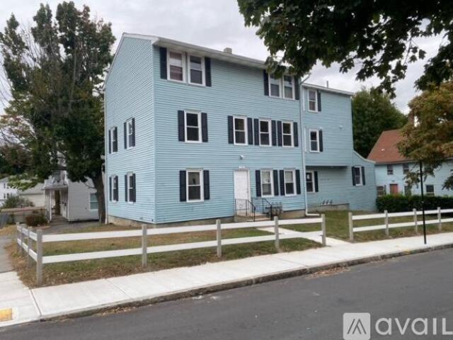 4 BR, 1 BA Apartment 178 Austin St, Unit 178, Worcester, MA 01609