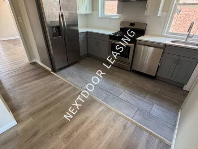 4 BR, 1 BA Apartment 17 Earl St, Newark, NJ 07114