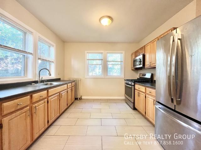 4 BR, 1 BA Apartment 17 Park View St Boston, MA 02121
