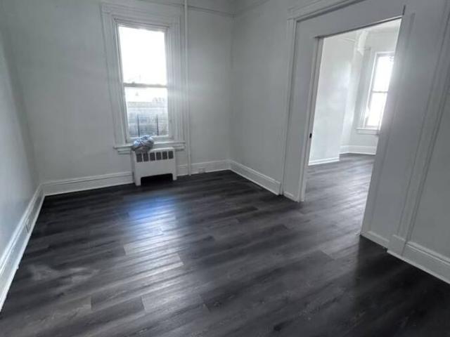 4 BR, 1 BA Apartment 107 Oliver Ave, Yonkers, NY 10701