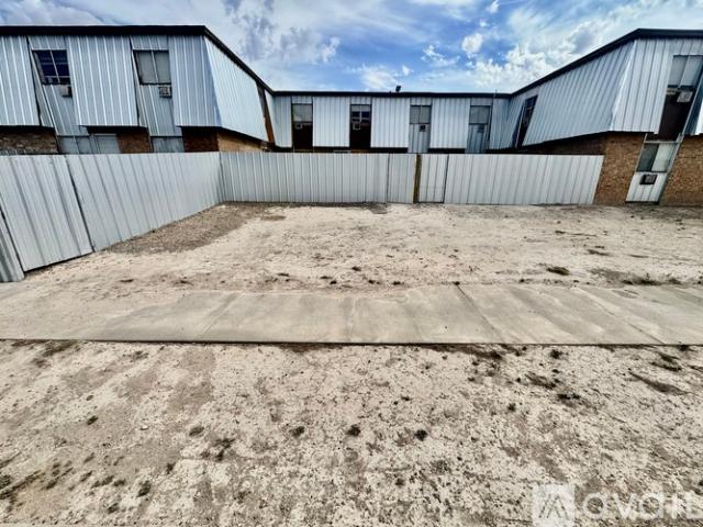 4 BR, 1 BA Apartment 1101 West Sherer Street, Unit 53, Fort Stockton, TX 79735