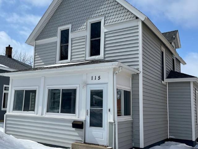 4 BR, 1 BA Apartment 115 S Grange Ave, Sioux Falls, SD 57104