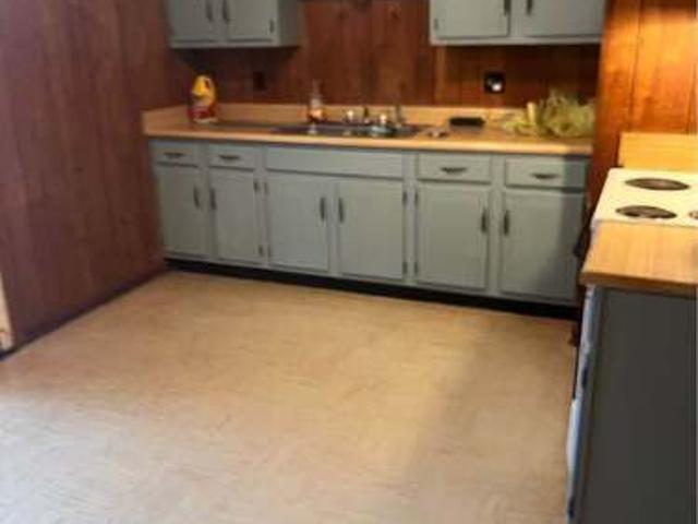 4 BR, 1 BA Apartment 122 Burrow Dr, Scott, LA 70583