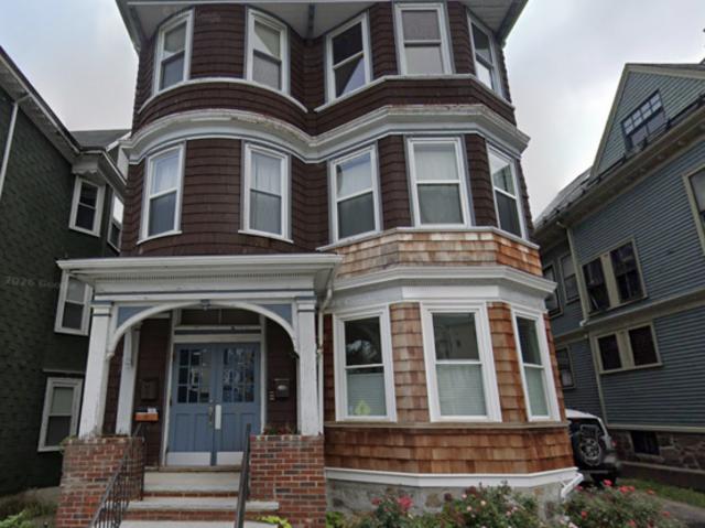 4 BR, 1 BA Apartment 122 Calumet St, Unit 2, Boston, MA 02120