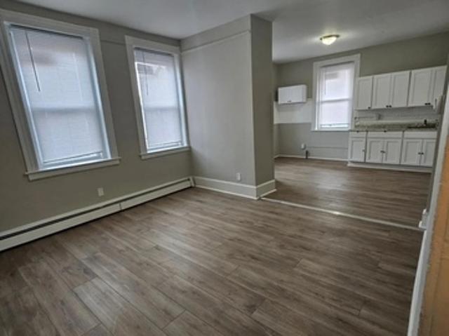 4 BR, 1 BA Apartment 246 Columbus Avenue, Unit 2nd Floor, New Haven, CT 06519