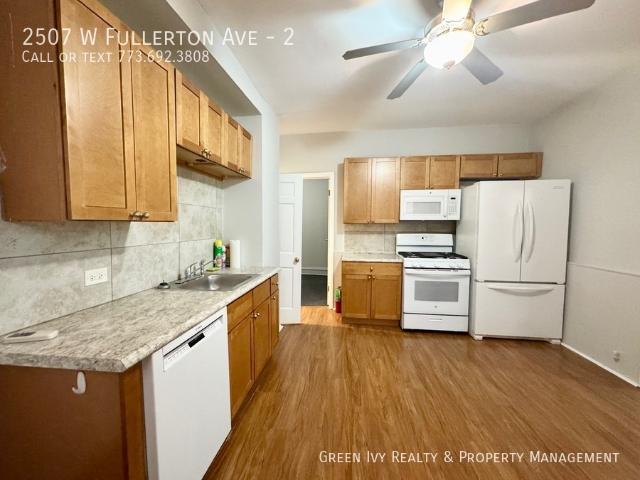 4 BR, 1 BA Apartment 2507 W Fullerton Ave, Chicago, IL 60647