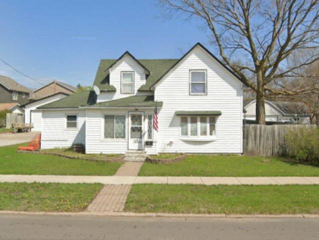 4 BR, 1 BA Apartment 2930 6th Ave, Anoka, MN 55303