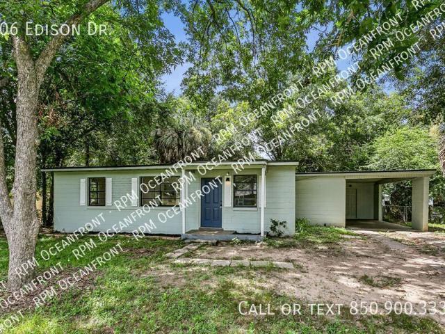 4 BR, 1 BA Apartment 206 Edison Dr Pensacola, FL 32505