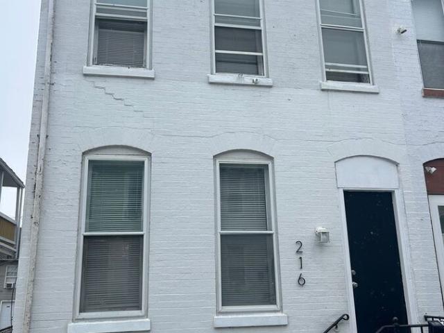 4 BR, 1 BA Apartment 216 Park Place, York, PA 17401