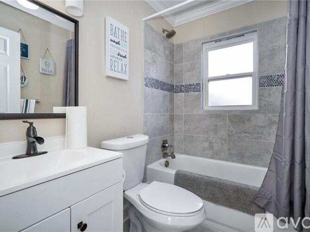 4 BR, 1 BA Apartment 2210 Silbert Road, Norfolk, VA 23509
