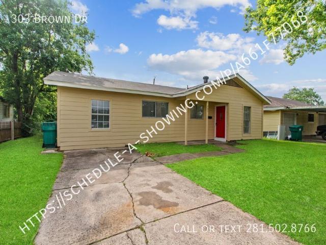 4 BR, 1 BA Apartment 303 Brown Dr, Pasadena, TX 77506
