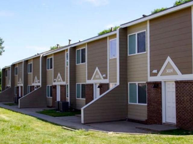 4 BR, 1 BA Apartment 3025 Kansas Dr Bellevue, NE 68005