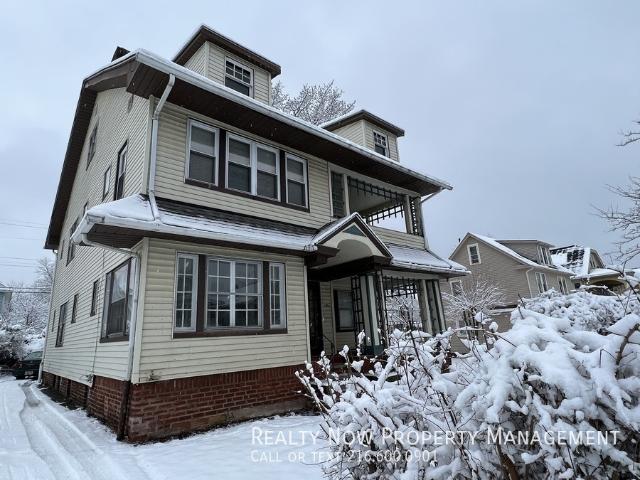 4 BR, 1 BA Apartment 3290 Desota Ave Unit 2, Cleveland Heights, OH 44118