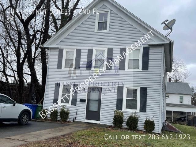 4 BR, 1 BA Apartment 40 Chestnut Street 2nd Fl, Middletown, CT 06457
