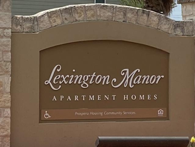 4 BR, 1 BA Apartment 5201 Kostoryz, Corpus Christi, TX 78415