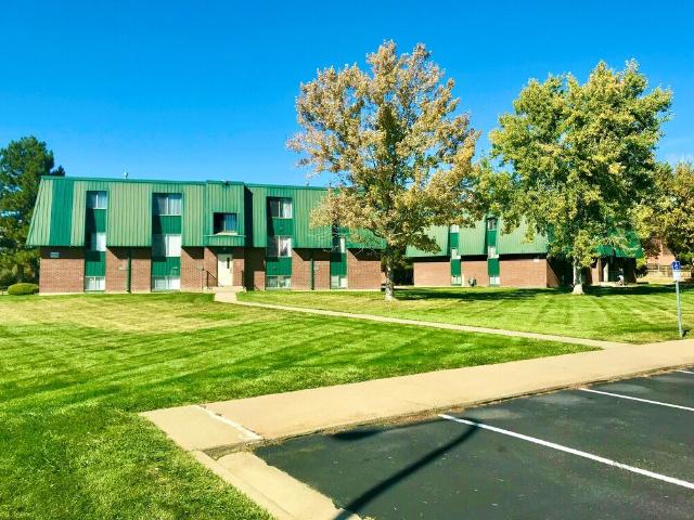 4 BR, 1 BA Apartment 5345 W 79th Ave, Westminster, CO 80003