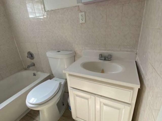 4 BR, 1 BA Apartment 67 Van Cortlandt Ave, Yonkers, NY 10701
