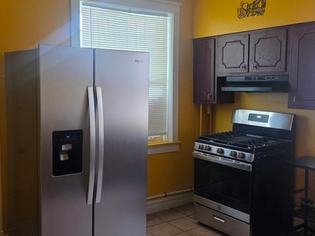 4 BR, 1 BA Apartment 6914 South Eggleston Avenue, Unit 2, Chicago, IL 60621